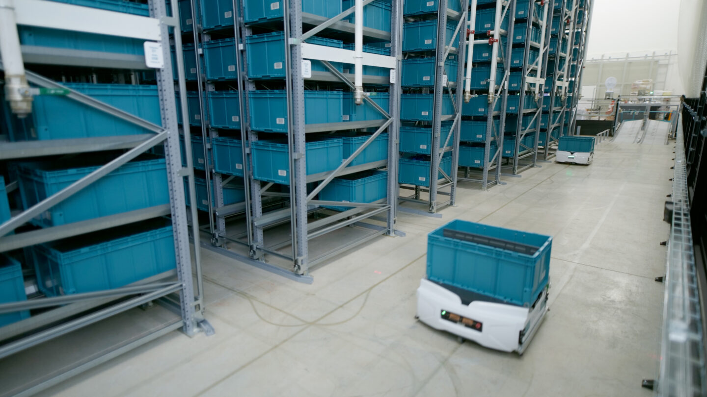 Exotec automates the new logistics site of AAG | Exotec