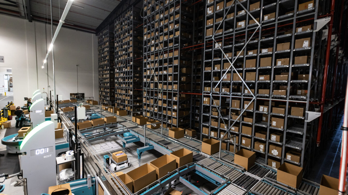 Kommissioniersysteme: Definition, Anwendung & Arten | Exotec