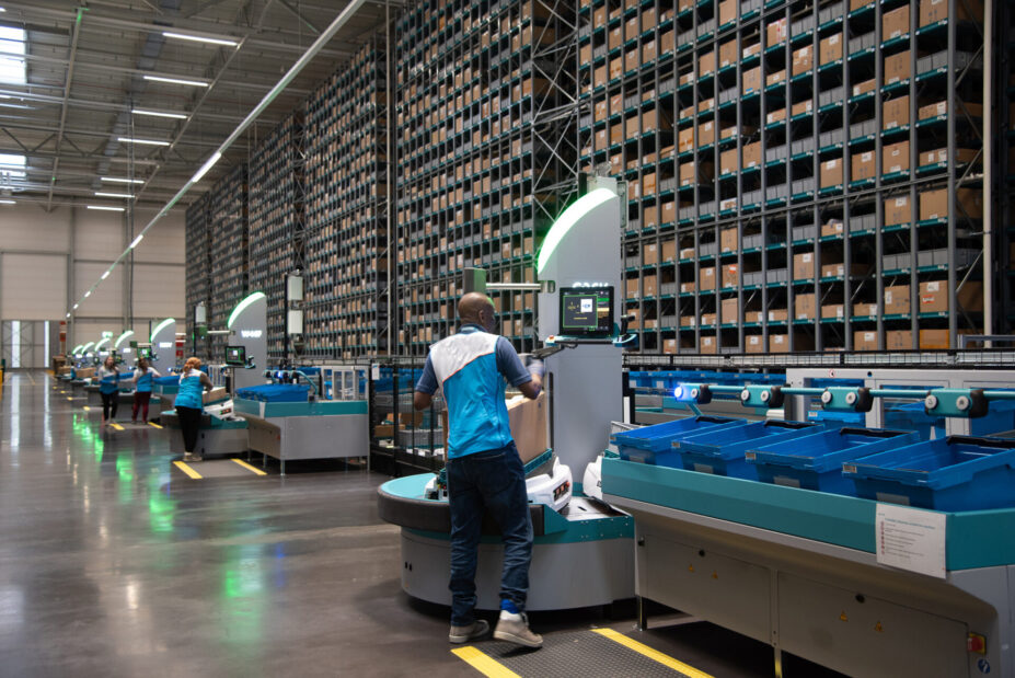 Redefining Store Replenishment and e-Commerce Fulfillment Operations ...