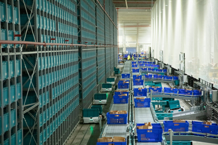 Top Warehouse Trends for 2024: Future of Automation | Exotec