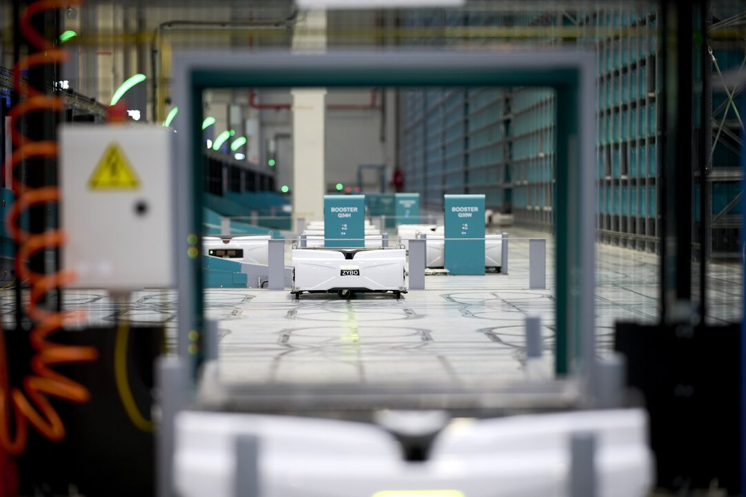 How to Calculate the ROI of a Warehouse Automation Project? | Exotec