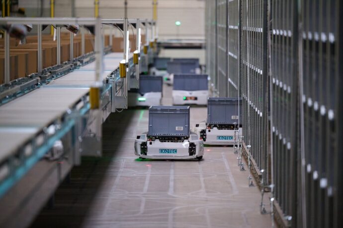 Warehouse Automation Solutions | Exotec