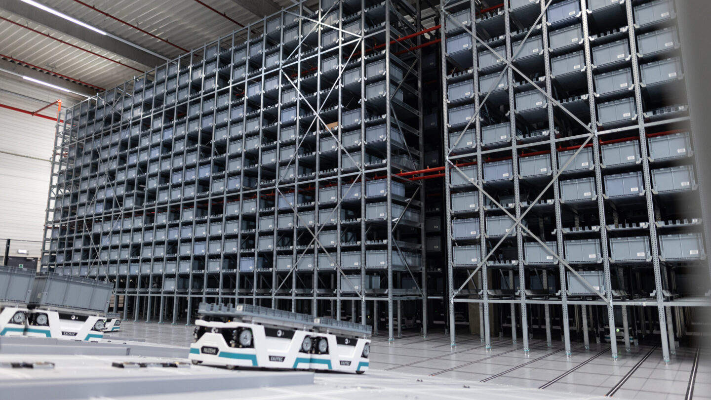 Le rôle essentiel des racks dans la gestion des entrepôts logistiques